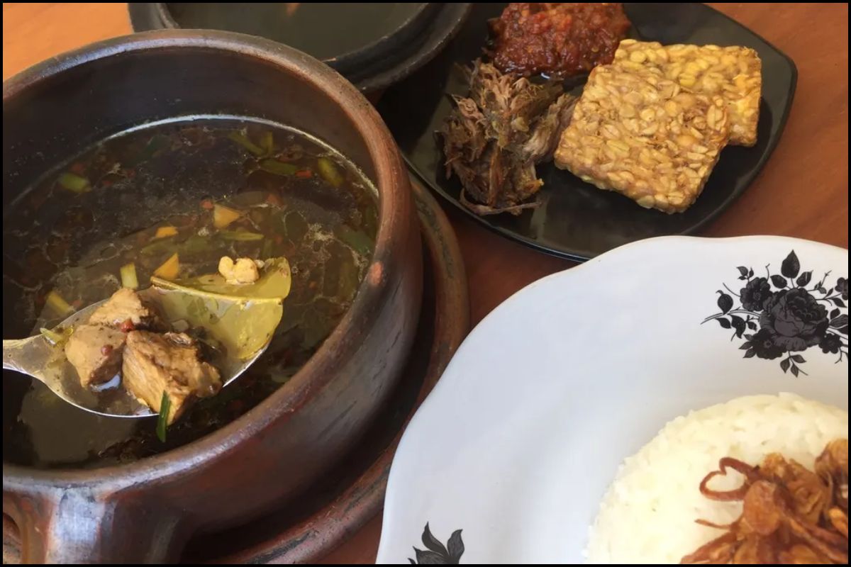 30 Makanan Tradisional Bali yang Menggugah Selera dan Wajib Dicoba