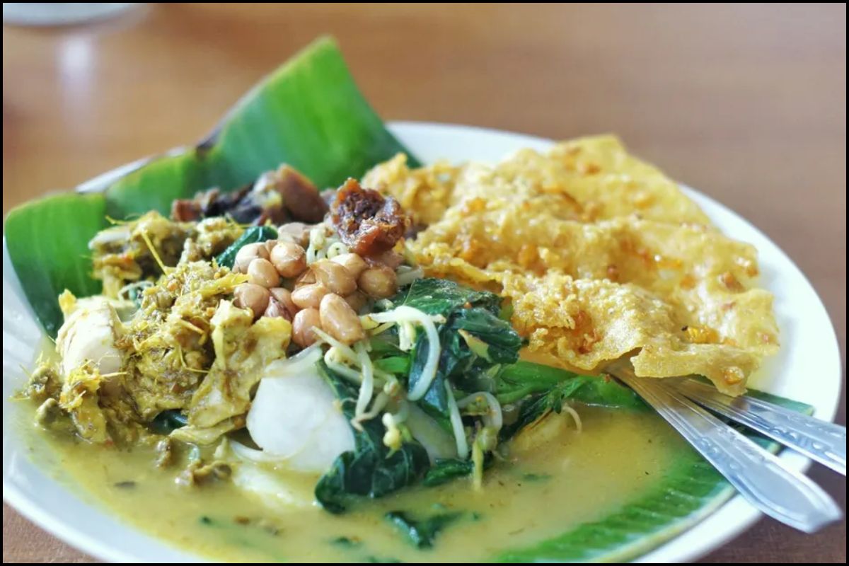 30 Makanan Tradisional Bali yang Menggugah Selera dan Wajib Dicoba